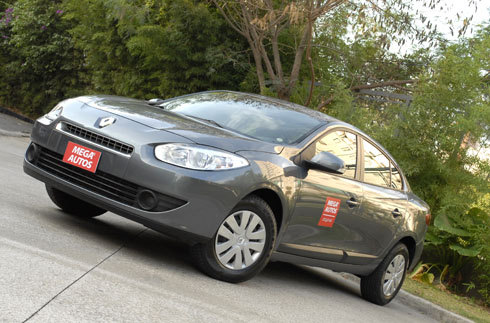 Prueba: Renault Fluence 1.6L Confort - Mega Autos