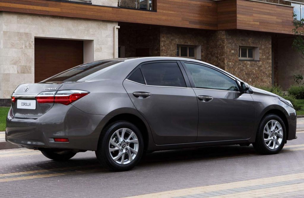 Toyota-Corolla-2017-perfil-trasero - Mega Autos