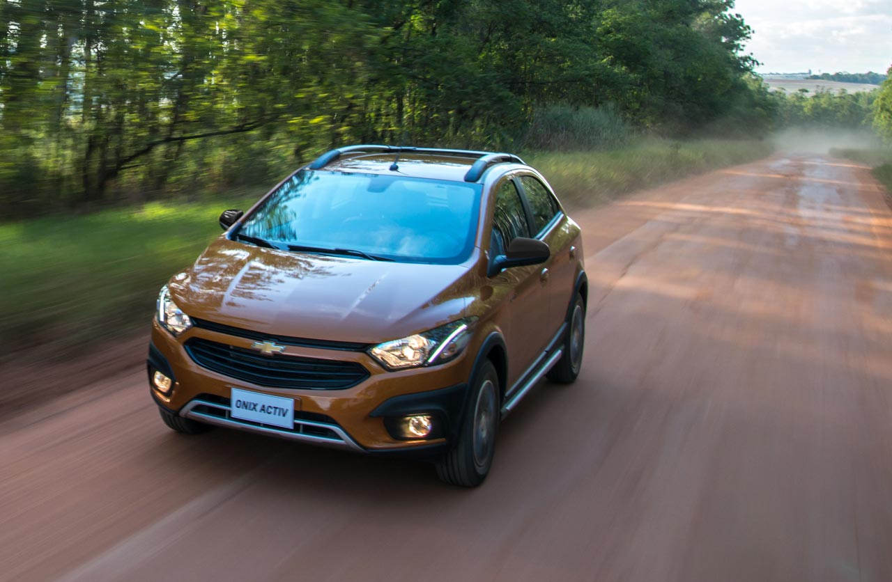 Chevrolet-Onix-Activ-dinamica-delantera - Mega Autos