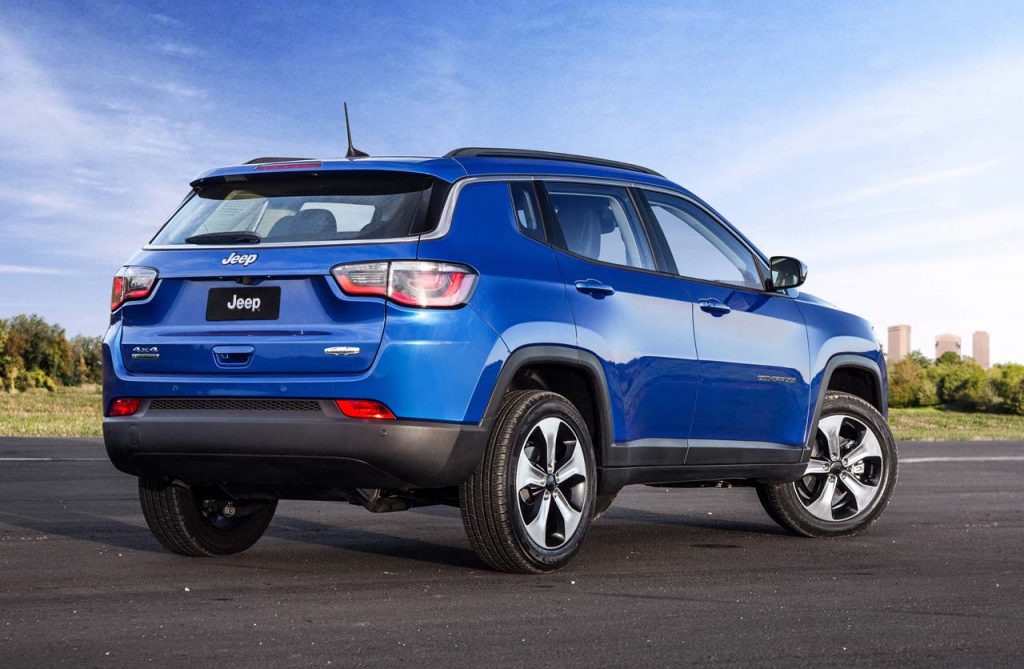 jeep-compass-brasil-trasera - Mega Autos