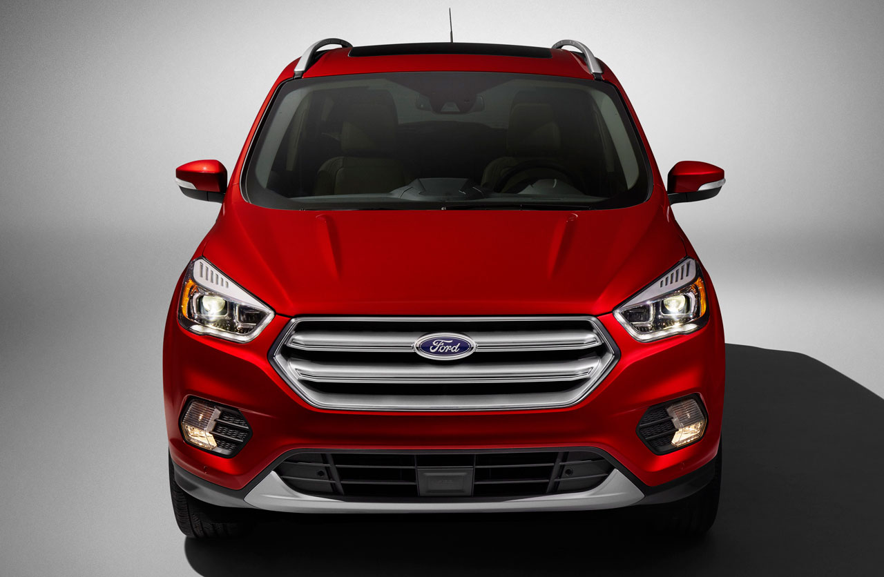ford-kuga-2017-ar-front - Mega Autos