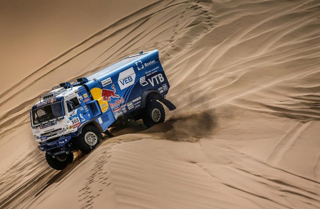 team-kamaz-dakar - Mega Autos