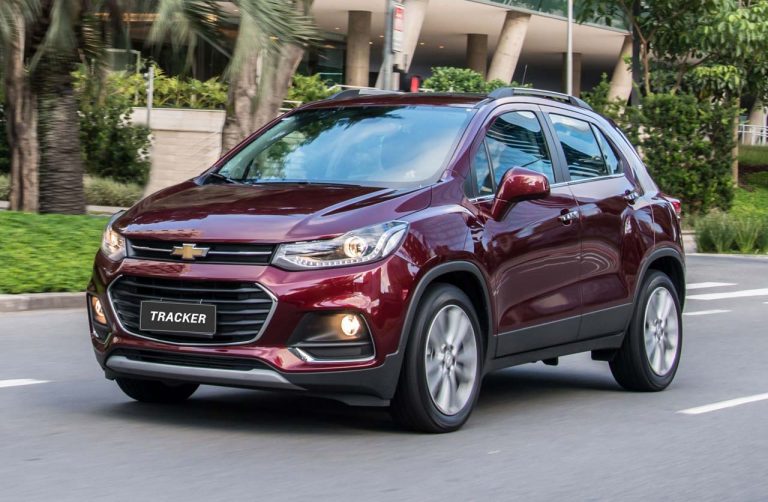 Chevrolet-Tracker-LTZ-2017-GM-Brazil-dinamica-frente - Mega Autos