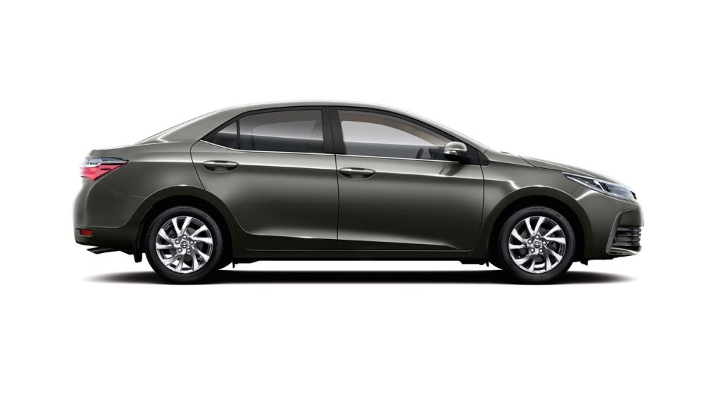 Toyota-Corolla-Euro-2017-lateral - Mega Autos