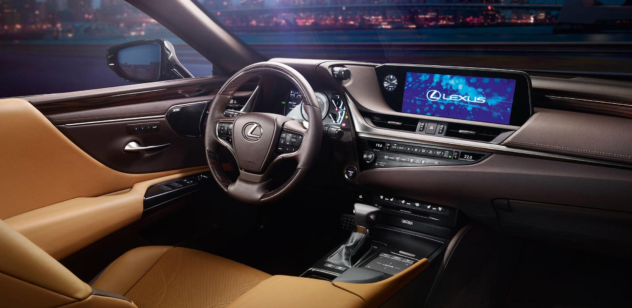 2018-Lexus-ES-300h-interior-1 - Mega Autos