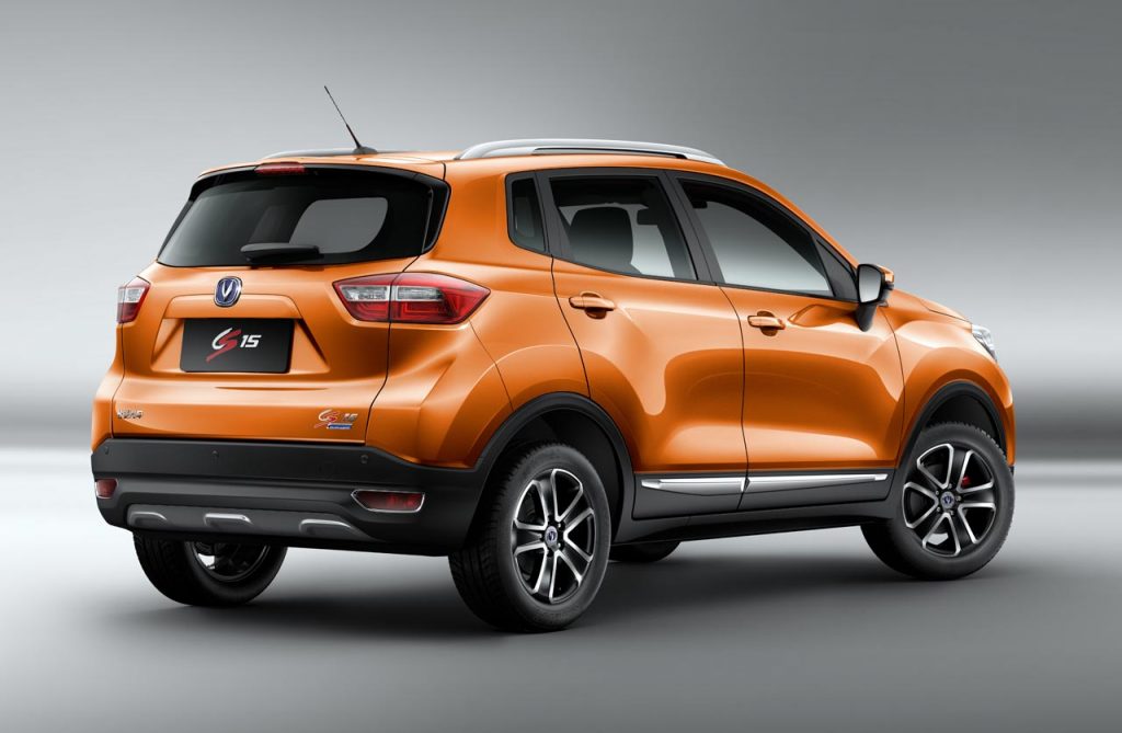 changan-cs15-trasera - Mega Autos