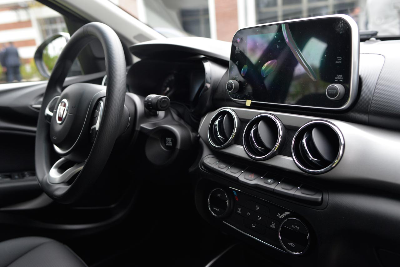 Fiat-Argo-ESP-interior - Mega Autos