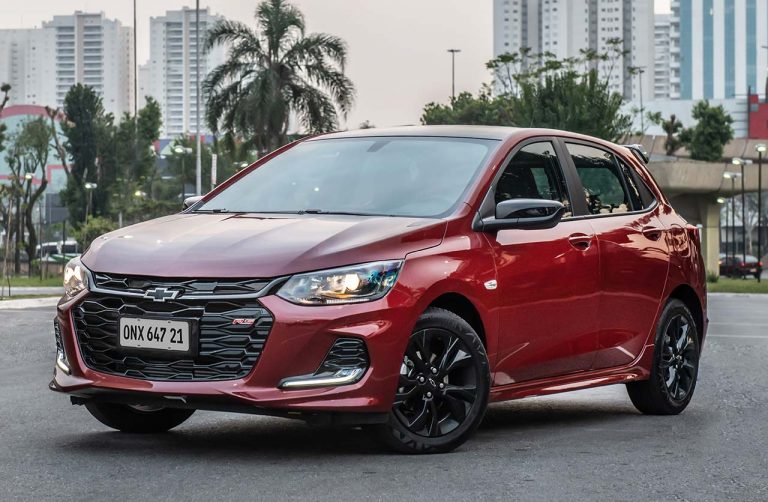 Chevrolet lanzó los Onix LTZ y RS en Argentina - Mega Autos