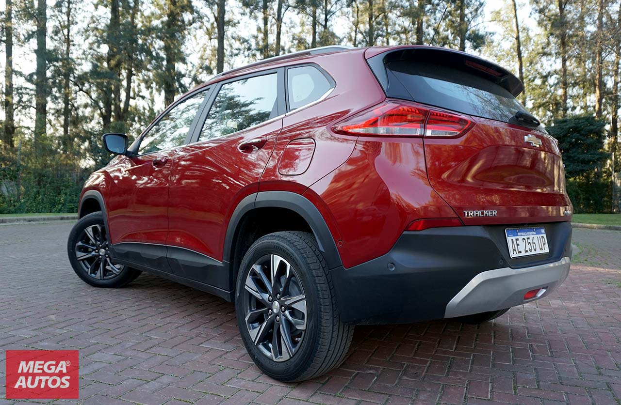 Test-Nueva-Tracker-trasera - Mega Autos