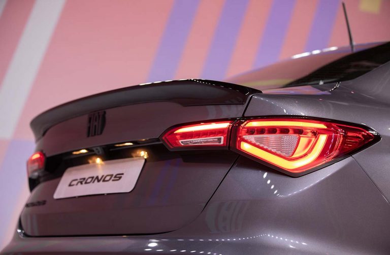 Fiat-Cronos-S-Design-2021-aleron - Mega Autos
