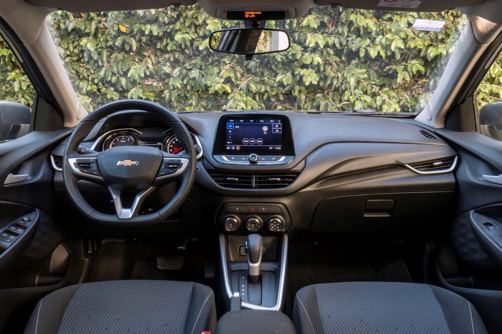 Chevrolet-Onix-LTZ-2021-interior - Mega Autos