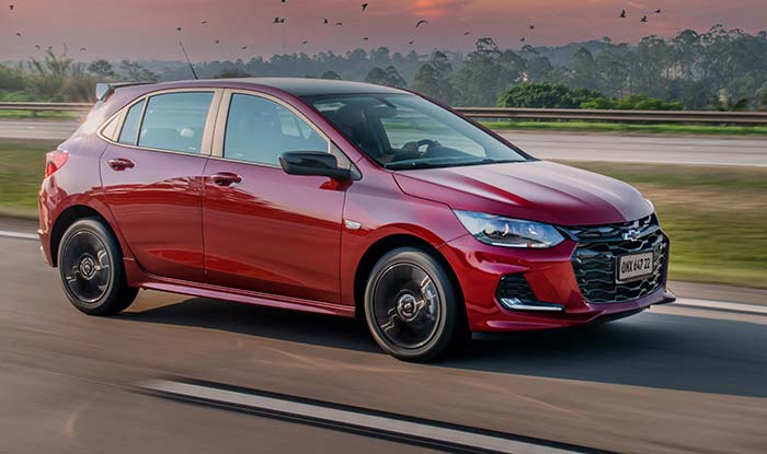 Chevrolet-Onix-RS-h1-1 - Mega Autos