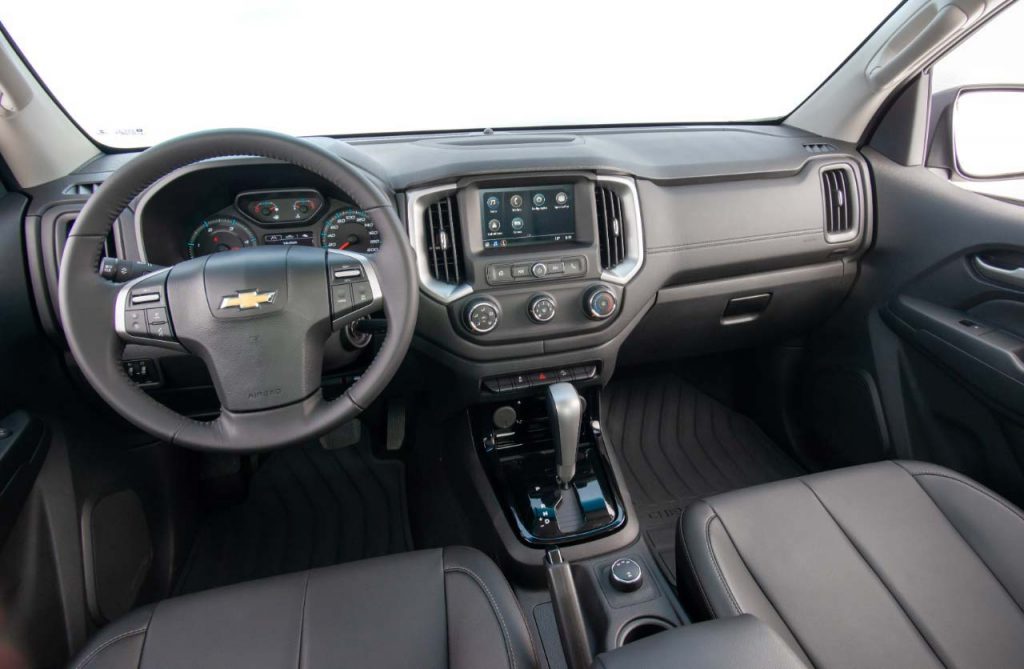 Chevrolet-S10-Z71-2022-interior - Mega Autos