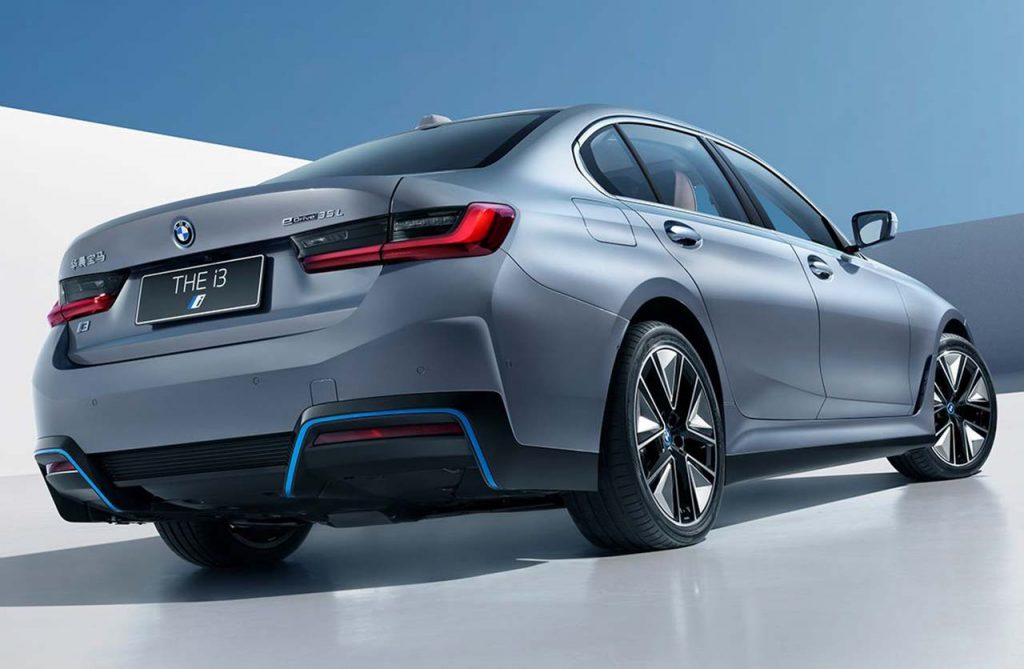 BMW-i3-2022-trasera - Mega Autos