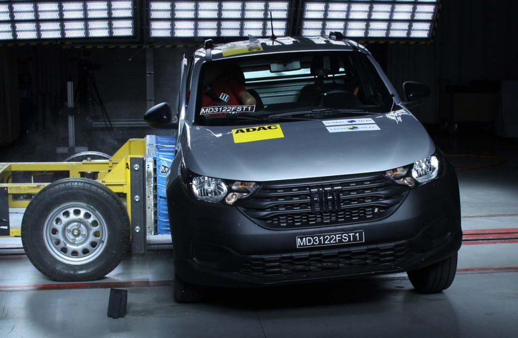 Fiat-Strada-Latin-Ncap-impacto-lateral - Mega Autos