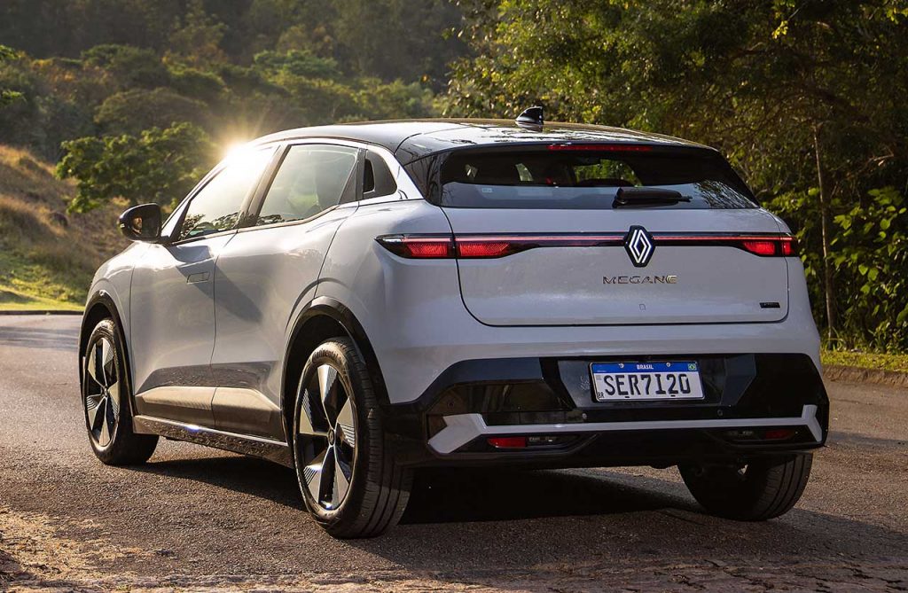 El Renault Megane E-Tech (eléctrico) está más cerca de Argentina - Mega ...