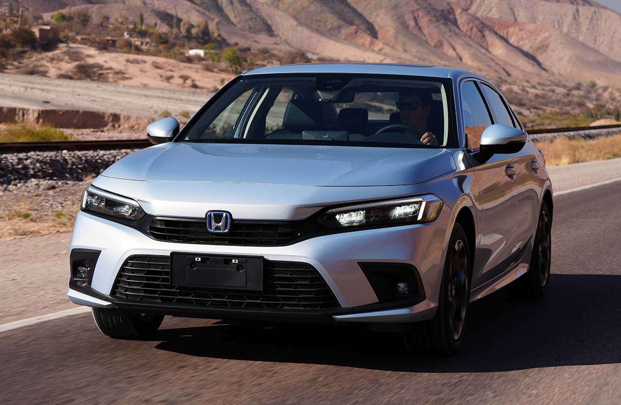 Honda lanzó el Civic híbrido en Argentina - Mega Autos