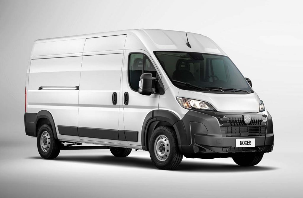 Peugeto_Boxer_Cargo_My25_017 - Mega Autos
