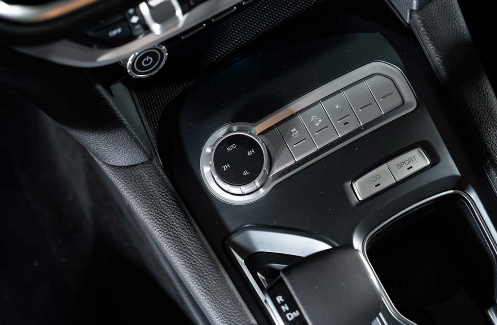FOTON-Tunland-G7-Interior-3 - Mega Autos